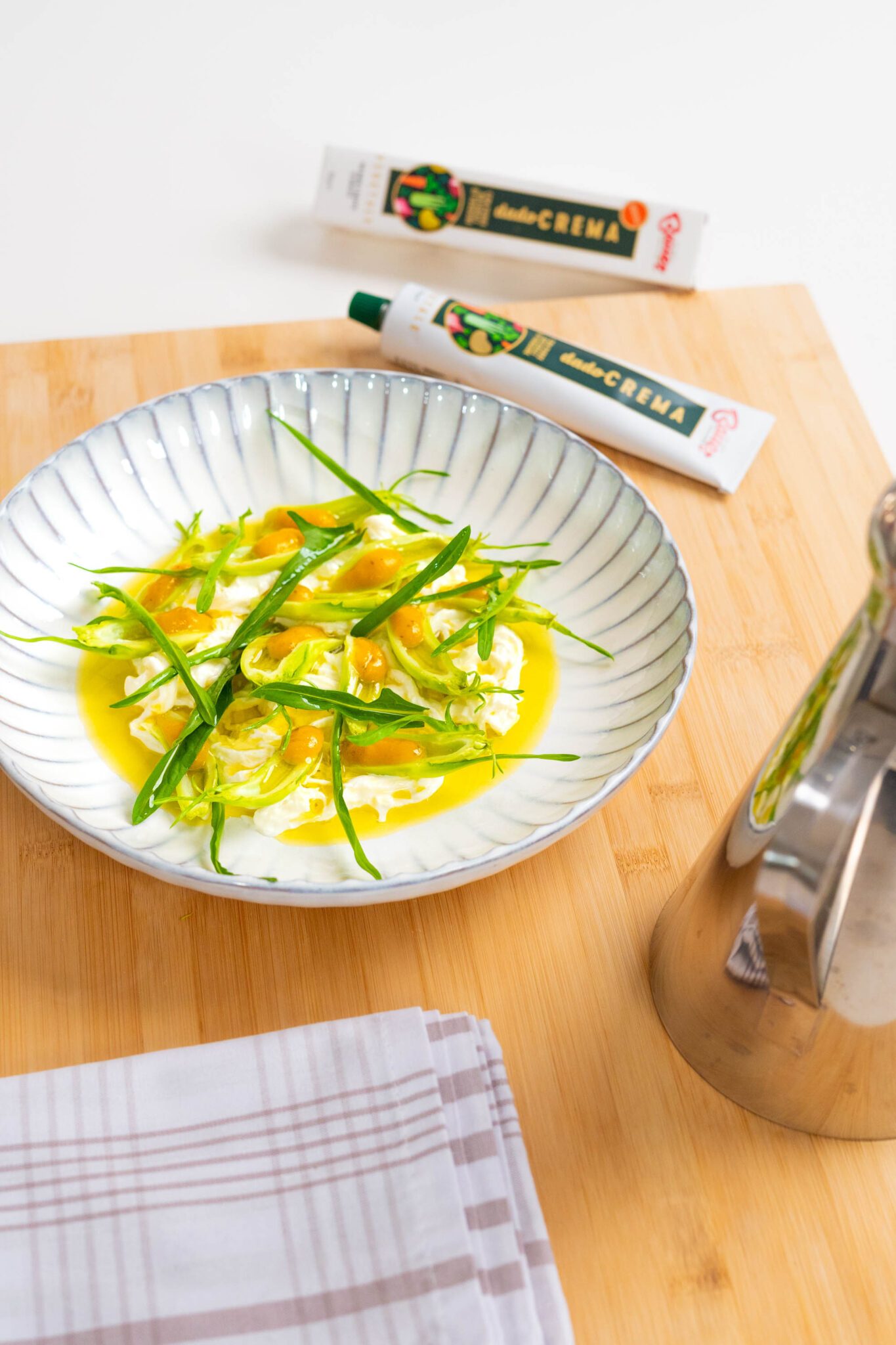 Puntarelle and stracciatella burrata - Bauer